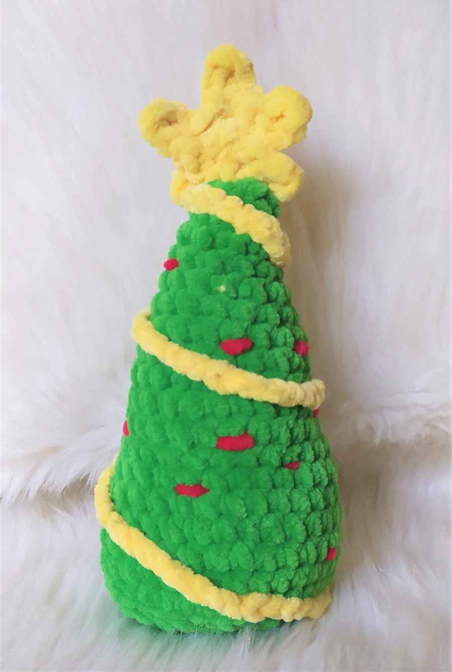 Amigurumi Christmas Tree - Free crochet pattern - Akamatra
